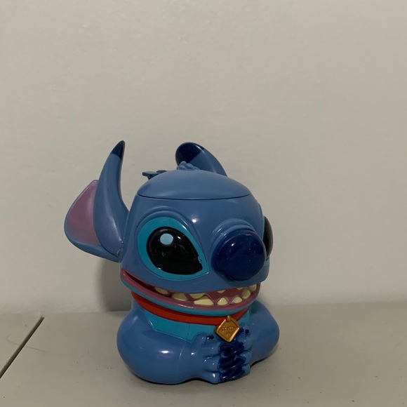 Disney | Other | Disney Stitch Mug Disney On Ice Lidded Mug Cup Lilo ...